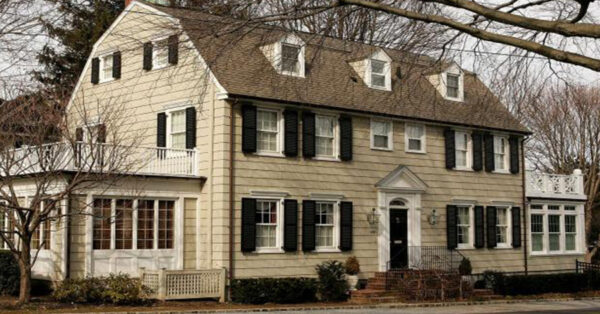 Iconic Horror Movie Locations Around The World To Visit – YouTrip Singapore