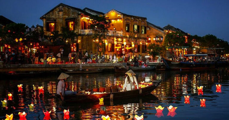 8 Lantern Festivals Around The World 2024 – YouTrip Singapore