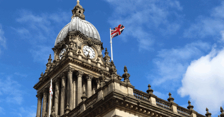 UK Power Plug & Plug Socket Guide 2025: Types, Adapters & Tips ...